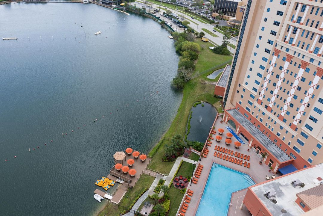 Coping Lab (Rage Room Orlando)附近的（泳池）酒店推薦 | 奧蘭多 | 美國 | HopeGoo