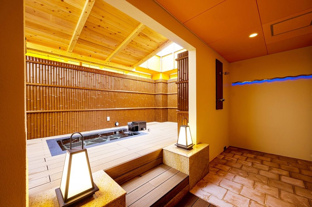 Eboshi Iwa (Ubajima)附近的酒店 | 茅崎市 | 日本 | HopeGoo