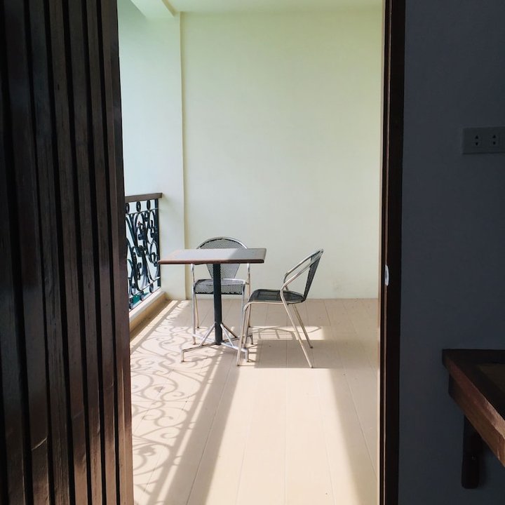 Book ZEN Rooms Aloha Nui Hotel Now and Enjoy Discounts! - HopeGoo