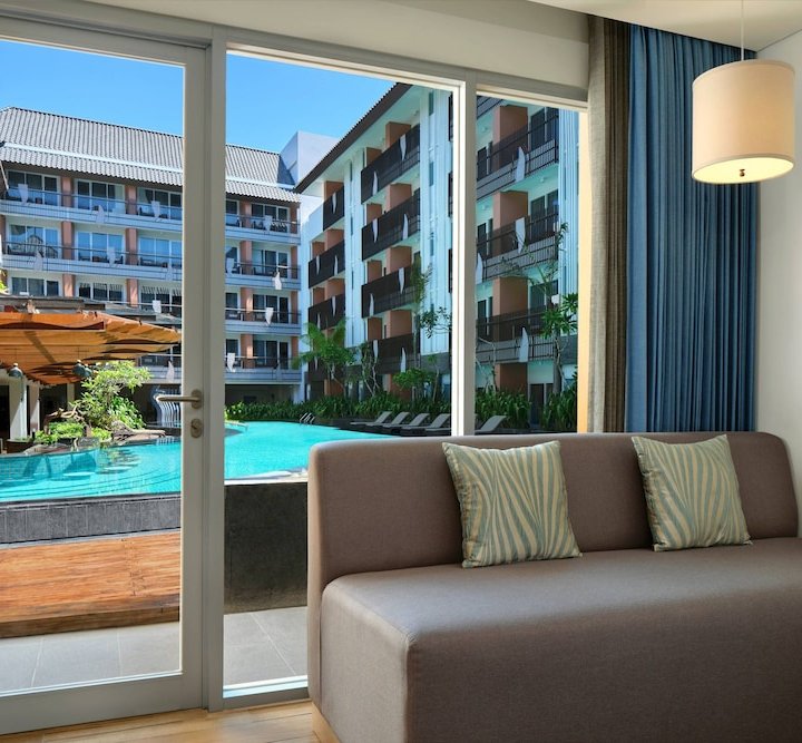 巴厘岛库塔日落大道万豪万枫酒店 - CHSE 认证,地址：Jalan Merdeka Raya VII, Abianbase,预订价格,联系 ...