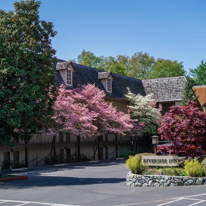 Book Riverside Inn Now and Enjoy Discounts! - HopeGoo