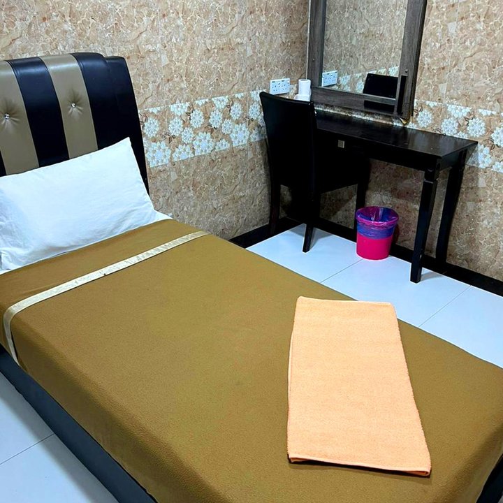 Book Ark Hotel Melawati Now and Enjoy Discounts! - HopeGoo