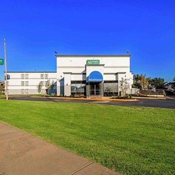 Book Quality Inn Merriam Kansas City Now and Enjoy Discounts! - HopeGoo