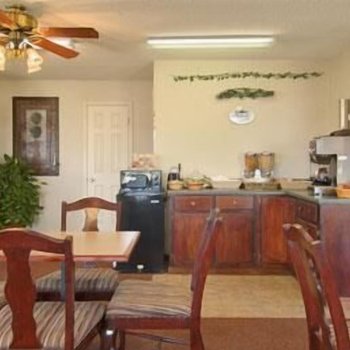 Book Super 8 by Wyndham Whiteville Now and Enjoy Discounts! - HopeGoo