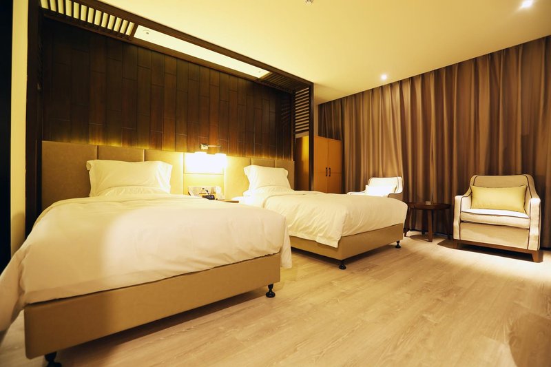 Zhongzhou Holiday Hotel,Best Rate Guarantee
